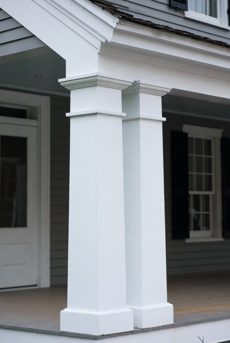 16 Cape Cod Front Porch Ideas to Boost Your Curb Appeal - paintzine.com